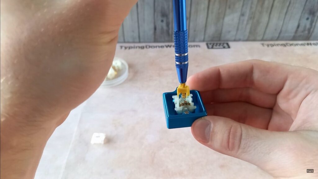 How to lube mechanical switches? - beginner's guide (with detailed ...