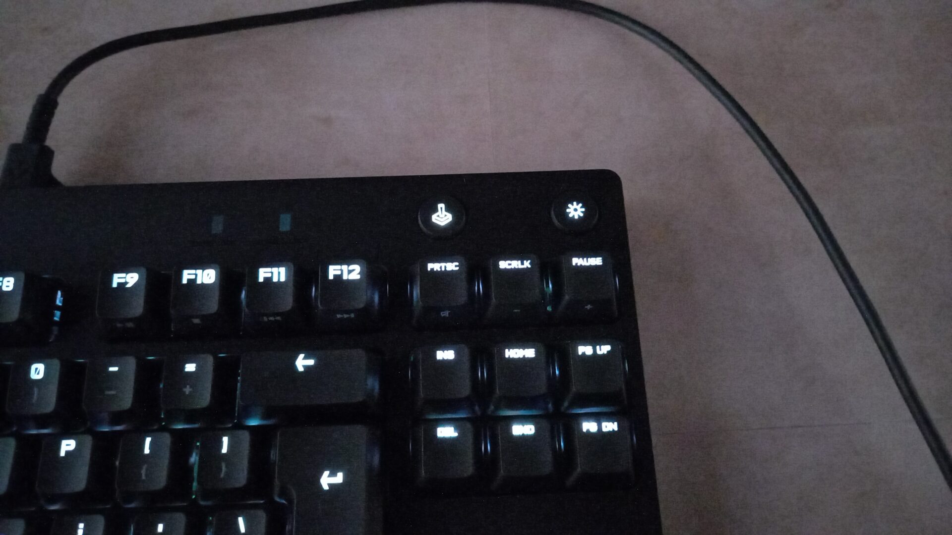 Logitech G Pro keyboard review (with my tests and videos ...
